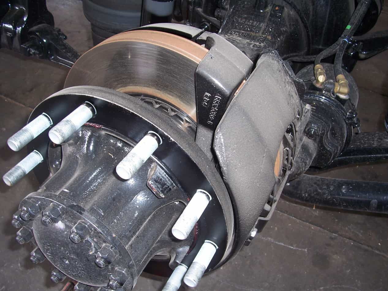 What Kind of Brakes do Semi-Trucks Use - Brake Experts